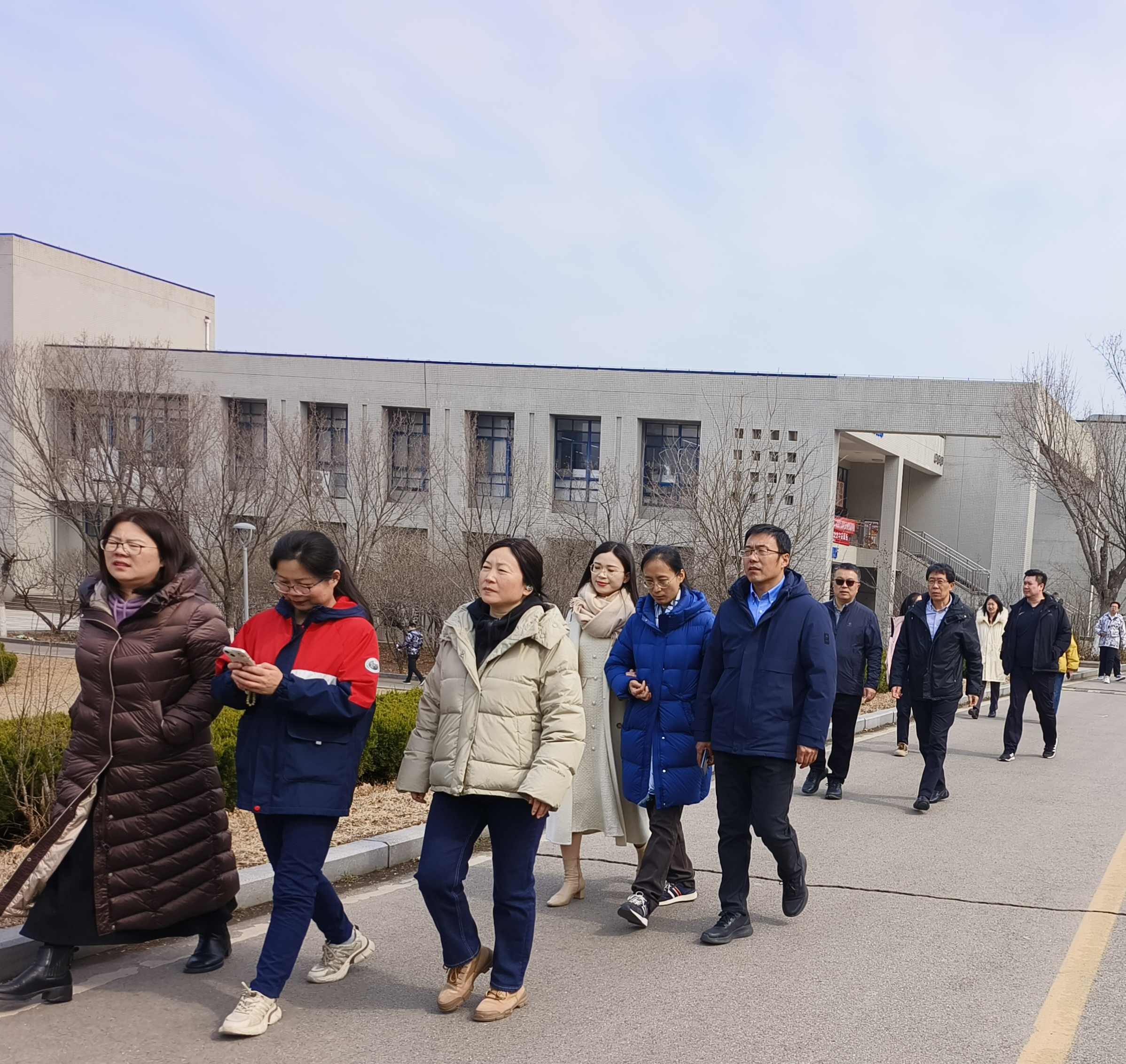 校园健步走活动-山东管理学院 工会